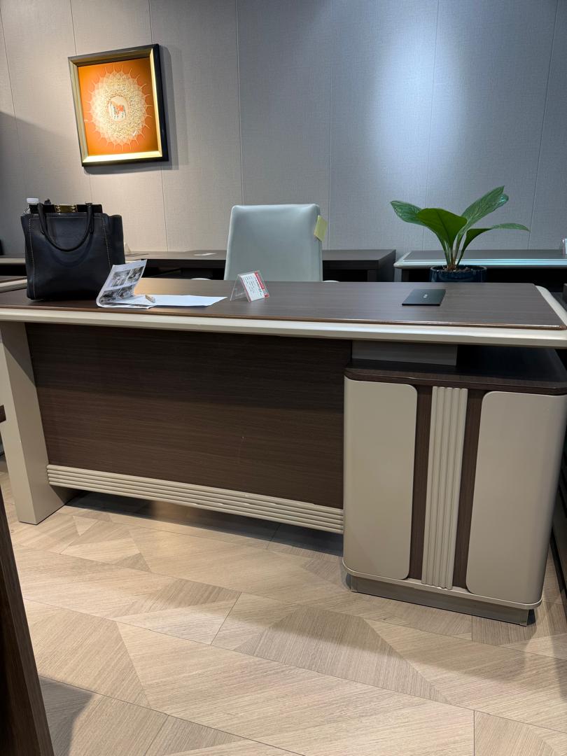 Cairo Office Desk